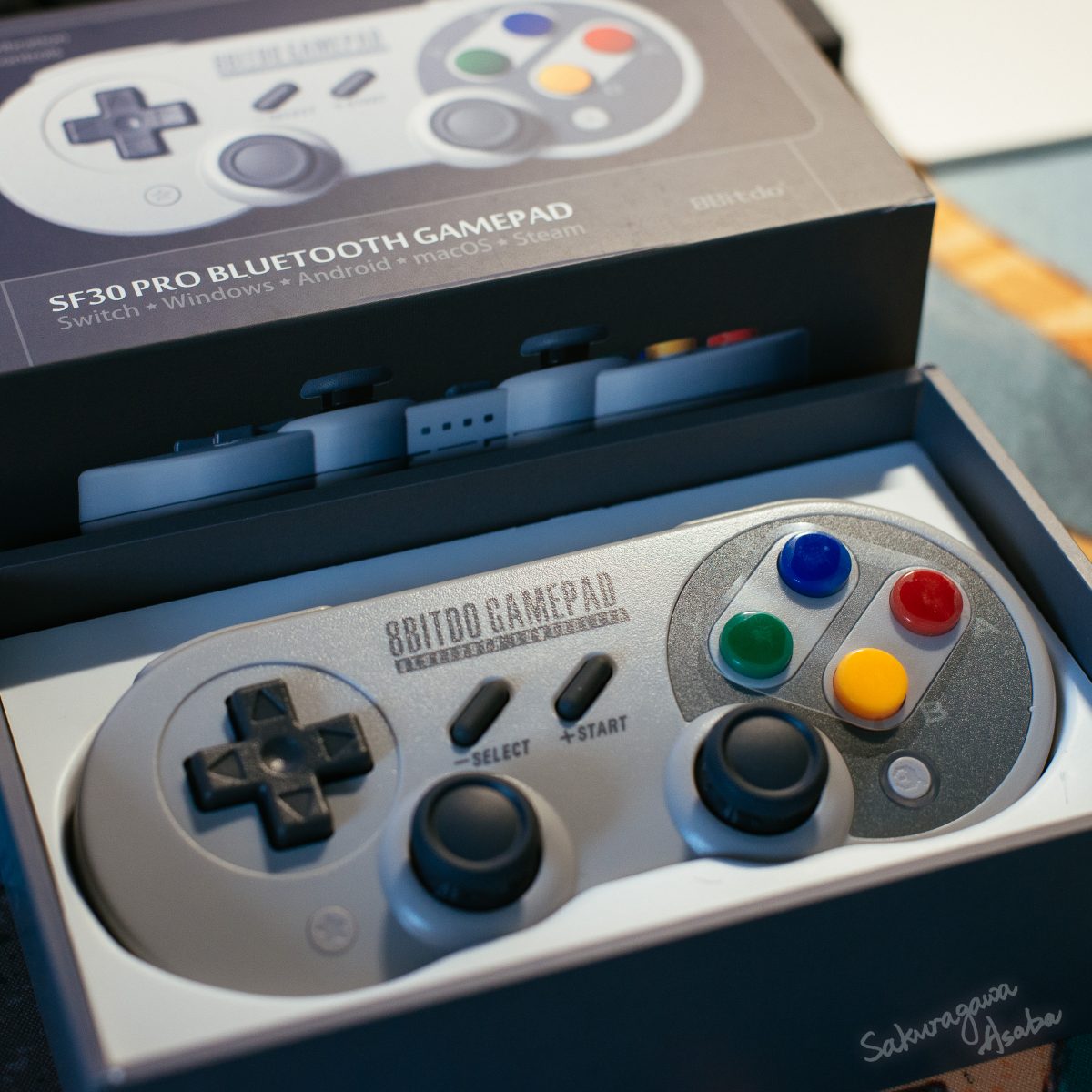 八位堂 8BitDo SF30 Pro (SN30 Pro) 手把開箱與動手玩